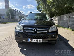 Black Mercedes-Benz gl-500 2007 in Jelgava, with an engine capacity of 4.70 L and mileage of 398 thousand km for 5900 €, photo  on AUTOMOTO.COM.LV