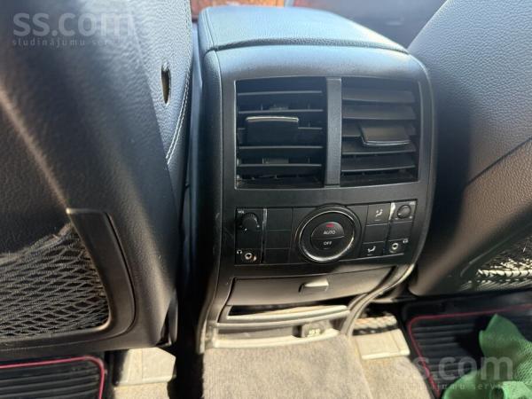 Melns Mercedes-Benz gl-500 2007 Jelgava, ar dzinēja tilpumu 4.70 L un nobraukumu 398 tūkst. km par 5900 €, foto 9 vietnē AUTOMOTO.COM.LV