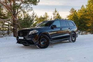 Melns Mercedes-Benz gl-500 2013 Klaipėda, ar dzinēja tilpumu 4.66 L un nobraukumu 179 tūkst. km par 29990 €, foto 3 vietnē AUTOMOTO.COM.LV