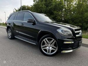 Black Mercedes-Benz gl-500 2015 in Vilnius, with an engine capacity of 4.66 L and mileage of 182 thousand km for 21999 €, photo 3 on AUTOMOTO.COM.LV