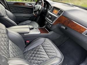 Black Mercedes-Benz gl-500 2015 in Vilnius, with an engine capacity of 4.66 L and mileage of 182 thousand km for 21999 €, photo 19 on AUTOMOTO.COM.LV