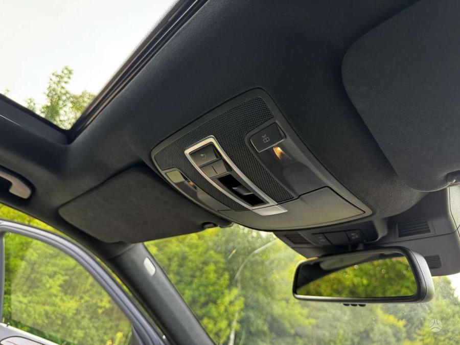 Black Mercedes-Benz gl-500 2015 in Vilnius, with an engine capacity of 4.66 L and mileage of 182 thousand km for 21999 €, photo 32 on AUTOMOTO.COM.LV