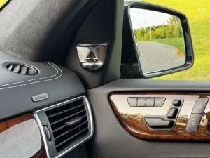 Black Mercedes-Benz gl-500 2015 in Vilnius, with an engine capacity of 4.66 L and mileage of 182 thousand km for 21999 €, photo 43 on AUTOMOTO.COM.LV