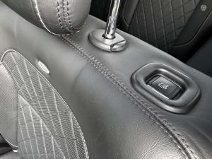Black Mercedes-Benz gl-500 2015 in Vilnius, with an engine capacity of 4.66 L and mileage of 182 thousand km for 21999 €, photo 53 on AUTOMOTO.COM.LV