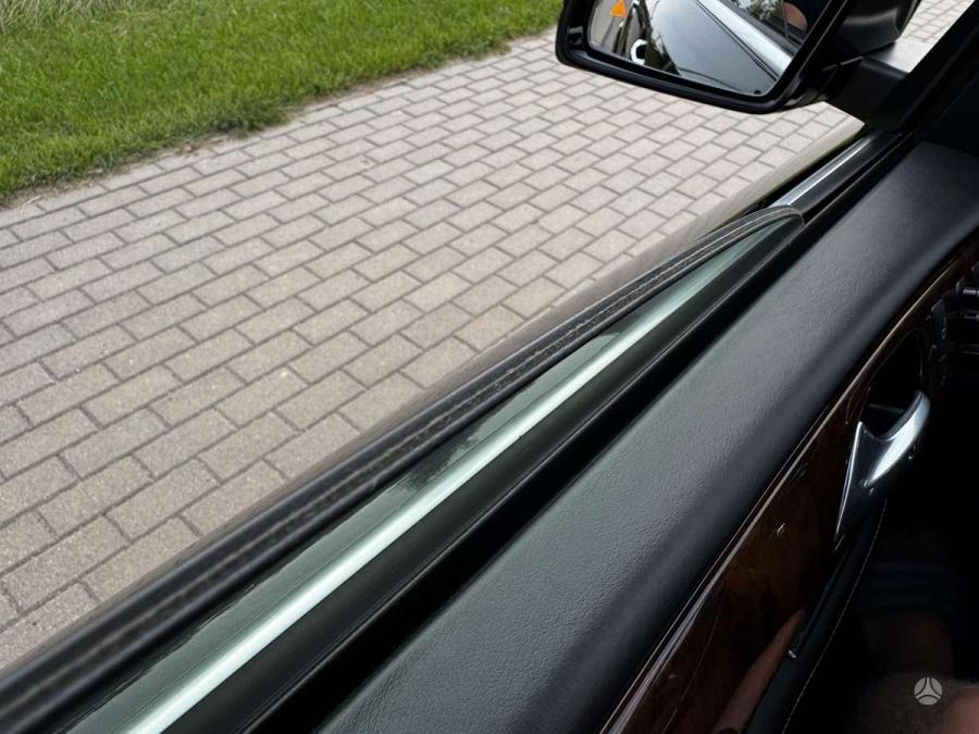 Black Mercedes-Benz gl-500 2015 in Vilnius, with an engine capacity of 4.66 L and mileage of 182 thousand km for 21999 €, photo 58 on AUTOMOTO.COM.LV