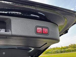Black Mercedes-Benz gl-500 2015 in Vilnius, with an engine capacity of 4.66 L and mileage of 182 thousand km for 21999 €, photo 60 on AUTOMOTO.COM.LV