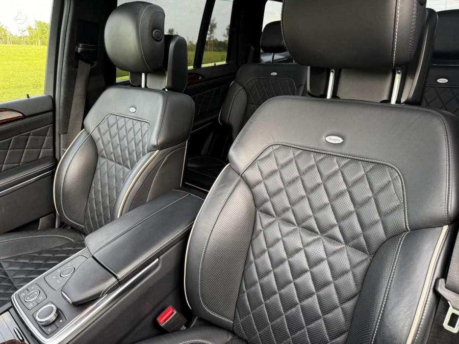 Melns Mercedes-Benz gl-500 2015 Viļņa, ar dzinēja tilpumu 4.66 L un nobraukumu 182 tūkst. km par 23900 €, foto 26 vietnē AUTOMOTO.COM.LV