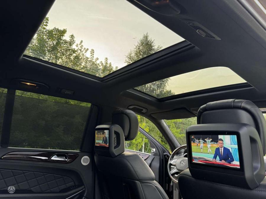 Melns Mercedes-Benz gl-500 2015 Viļņa, ar dzinēja tilpumu 4.66 L un nobraukumu 182 tūkst. km par 23900 €, foto 27 vietnē AUTOMOTO.COM.LV