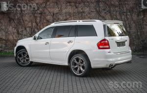 Белый Мерседес ГЛ 500 2010 в Рига, объемом двигателя 5.50 л и пробегом 162 тыс. км за 12777 €, фото 7 на AUTOMOTO.COM.LV