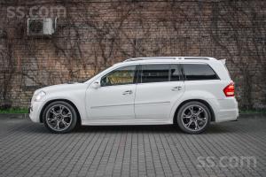Белый Мерседес ГЛ 500 2010 в Рига, объемом двигателя 5.50 л и пробегом 162 тыс. км за 12777 €, фото 12 на AUTOMOTO.COM.LV