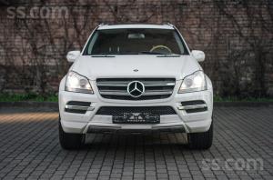Белый Мерседес ГЛ 500 2010 в Рига, объемом двигателя 5.50 л и пробегом 162 тыс. км за 12777 €, фото 13 на AUTOMOTO.COM.LV