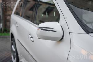 Белый Мерседес ГЛ 500 2010 в Рига, объемом двигателя 5.50 л и пробегом 162 тыс. км за 12777 €, фото 16 на AUTOMOTO.COM.LV