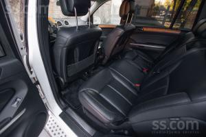 Белый Мерседес ГЛ 500 2010 в Рига, объемом двигателя 5.50 л и пробегом 162 тыс. км за 12777 €, фото 35 на AUTOMOTO.COM.LV