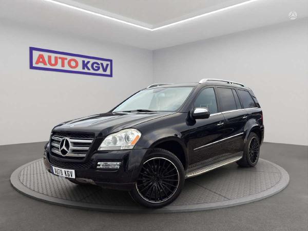 Melns Mercedes-Benz gl-550 2010 Kauņa, ar dzinēja tilpumu 5.50 L un nobraukumu 311 tūkst. km par 7499 €, foto 1 vietnē AUTOMOTO.COM.LV