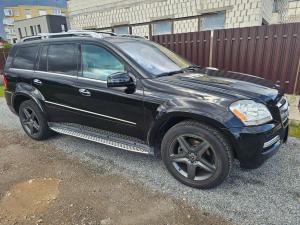 Black Mercedes-Benz gl-550 2011 in Panevezys, with an engine capacity of 5.46 L and mileage of 164 thousand km for 12900 €, photo 3 on AUTOMOTO.COM.LV