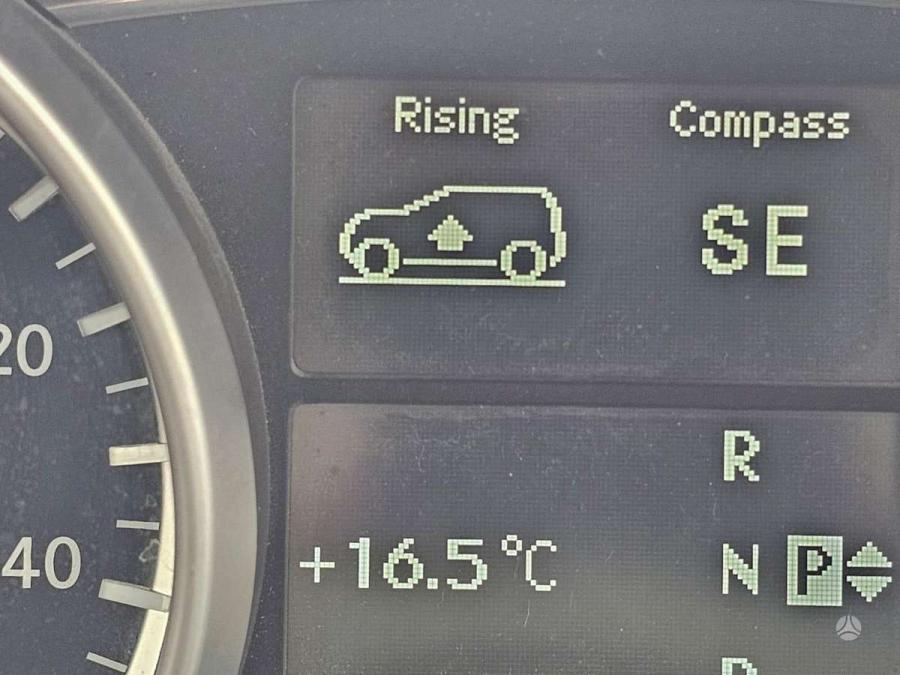 Black Mercedes-Benz gl-550 2011 in Panevezys, with an engine capacity of 5.46 L and mileage of 164 thousand km for 12900 €, photo 30 on AUTOMOTO.COM.LV