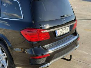 Black Mercedes-Benz gl-550 2013 in Vilnius, with an engine capacity of 4.70 L and mileage of 240 thousand km for 17500 €, photo 14 on AUTOMOTO.COM.LV