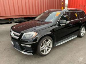 Black Mercedes-Benz gl-550 2015 in Kaunas, with an engine capacity of 4.70 L and mileage of 146 thousand km for 9750 €, photo  on AUTOMOTO.COM.LV