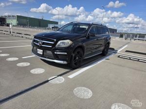 Black Mercedes-Benz gl-550 2015 in Kaunas, with an engine capacity of 4.70 L and mileage of 250 thousand km for 15000 €, photo  on AUTOMOTO.COM.LV