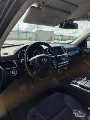 Melns Mercedes-Benz gl-550 2015 Kauņa, ar dzinēja tilpumu 4.70 L un nobraukumu 250 tūkst. km par 15000 €, foto 8 vietnē AUTOMOTO.COM.LV