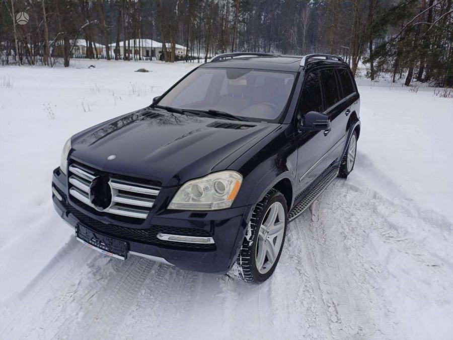 Zils Mercedes-Benz gl-550 2012 Viļņa, ar dzinēja tilpumu 5.50 L un nobraukumu 244 tūkst. km par 6500 €, foto 1 vietnē AUTOMOTO.COM.LV
