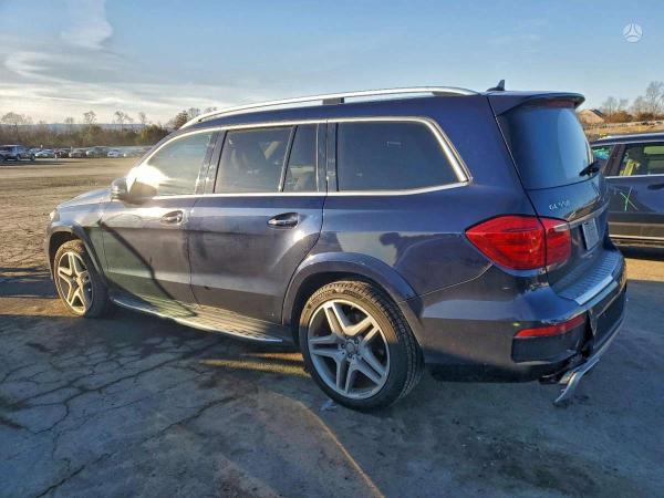 Zils Mercedes-Benz gl-550 2015 Kauņa, ar dzinēja tilpumu 4.70 L un nobraukumu 180 tūkst. km par 14400 €, foto 4 vietnē AUTOMOTO.COM.LV