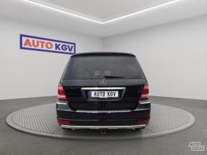 Mercedes-Benz gl-550 2010 in Kaunas, with an engine capacity of 5.50 L and mileage of 311 thousand km for 7499 €, photo 4 on AUTOMOTO.COM.LV