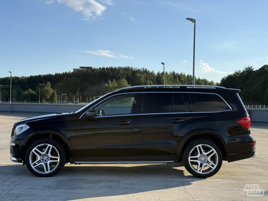 Mercedes-Benz gl-550 2013 Viļņa, ar dzinēja tilpumu 4.70 L un nobraukumu 240 tūkst. km par 17500 €, foto 14 vietnē AUTOMOTO.COM.LV