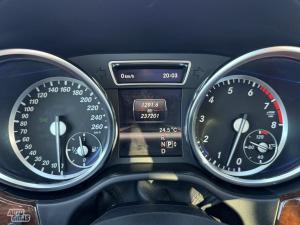 Mercedes-Benz gl-550 2013 Viļņa, ar dzinēja tilpumu 4.70 L un nobraukumu 240 tūkst. km par 17500 €, foto 28 vietnē AUTOMOTO.COM.LV