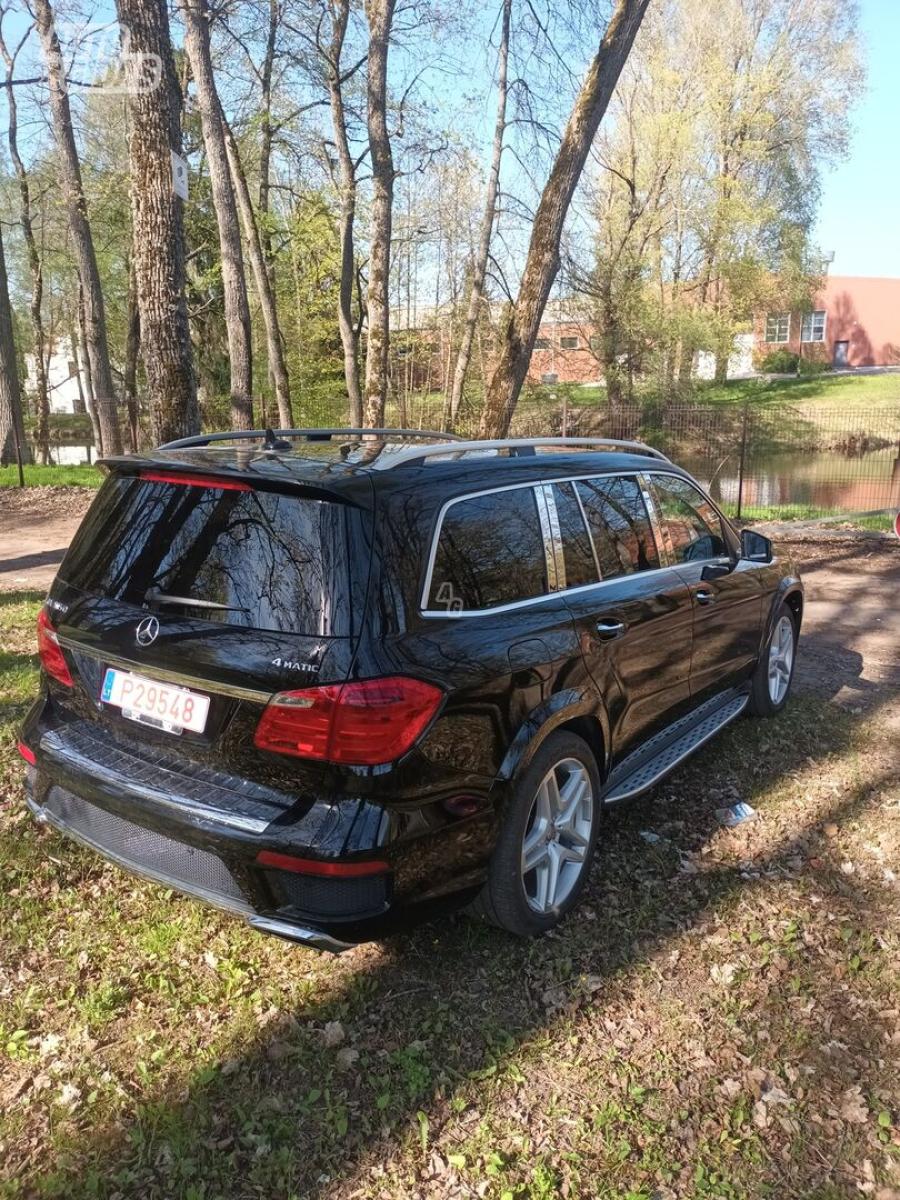Мерседес ГЛ 550 2015 в Вильнюс, объемом двигателя 4.70 л и пробегом 190 тыс. км за 15850 €, фото 11 на AUTOMOTO.COM.LV