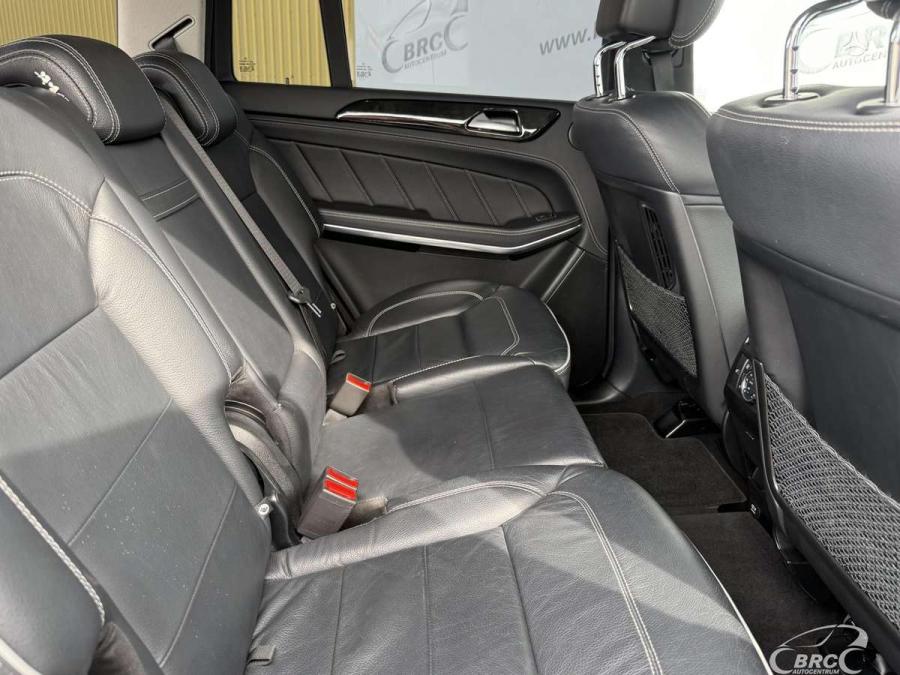 Grey Mercedes-Benz gl-550 2014 in Klaipeda, with an engine capacity of 4.66 L and mileage of 58 thousand km for 28900 €, photo 14 on AUTOMOTO.COM.LV