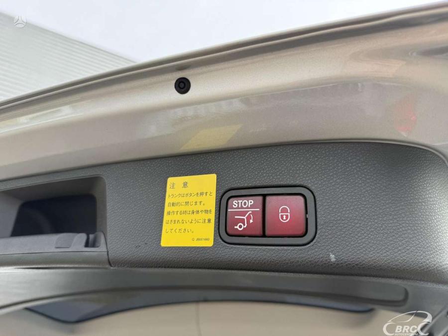 Серый Мерседес ГЛ 550 2014 в Клайпеда, объемом двигателя 4.66 л и пробегом 58 тыс. км за 26900 €, фото 21 на AUTOMOTO.COM.LV