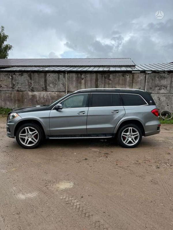 Pelēks Mercedes-Benz gl-550 2014 Kauņa, ar dzinēja tilpumu 4.70 L un nobraukumu 315 tūkst. km par 8600 €, foto 6 vietnē AUTOMOTO.COM.LV