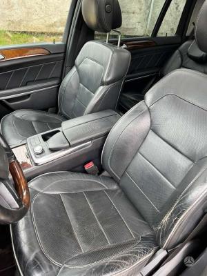 Grey Mercedes-Benz gl-550 2014 in Kaunas, with an engine capacity of 4.70 L and mileage of 315 thousand km for 8600 €, photo 10 on AUTOMOTO.COM.LV