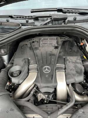 Grey Mercedes-Benz gl-550 2014 in Kaunas, with an engine capacity of 4.70 L and mileage of 315 thousand km for 8600 €, photo 13 on AUTOMOTO.COM.LV