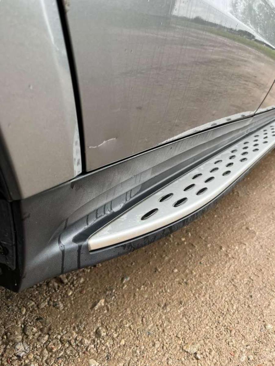 Grey Mercedes-Benz gl-550 2014 in Kaunas, with an engine capacity of 4.70 L and mileage of 315 thousand km for 8600 €, photo 38 on AUTOMOTO.COM.LV