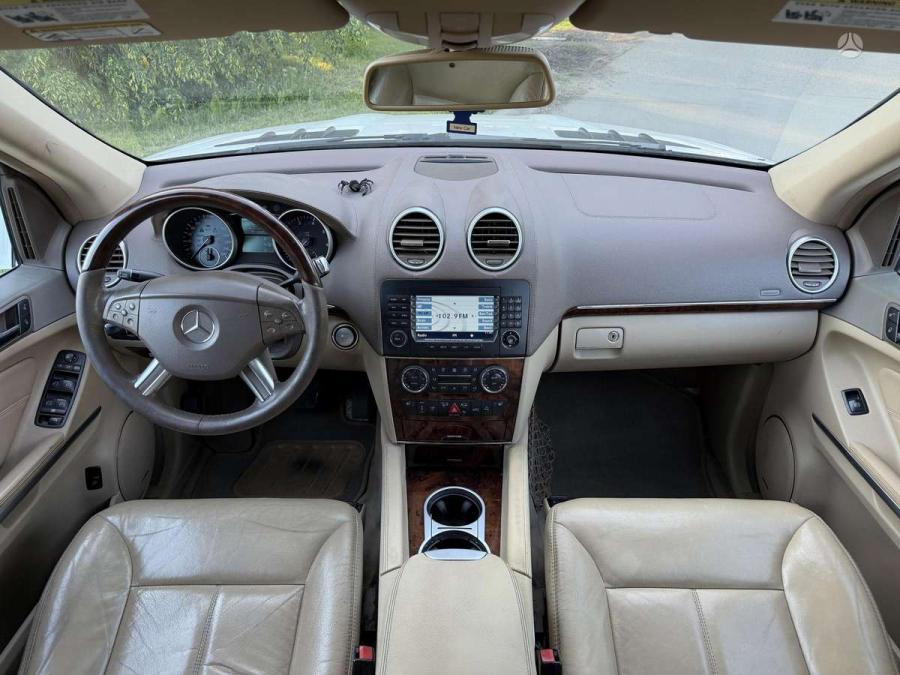 Balts Mercedes-Benz gl-550 2008 Kauņa, ar dzinēja tilpumu 5.50 L un nobraukumu 280 tūkst. km par 9000 €, foto 8 vietnē AUTOMOTO.COM.LV