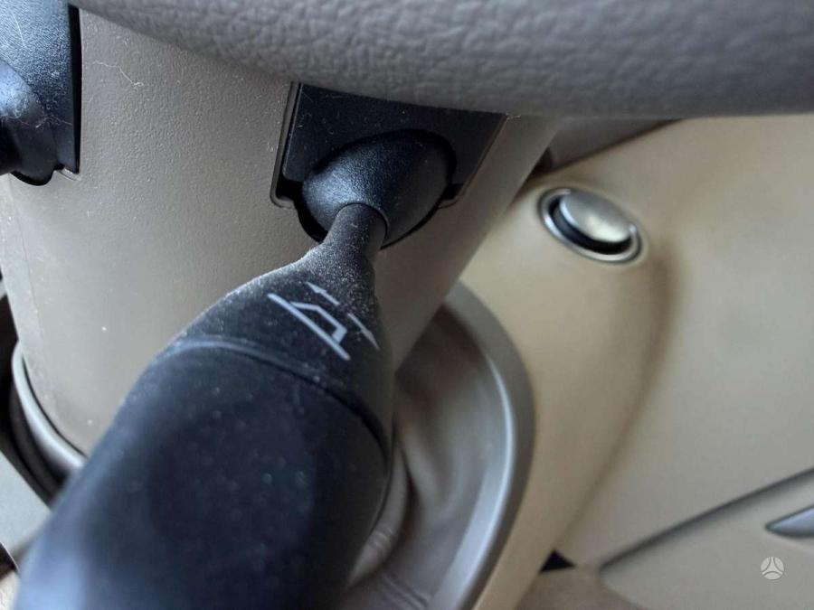 Balts Mercedes-Benz gl-550 2008 Kauņa, ar dzinēja tilpumu 5.50 L un nobraukumu 280 tūkst. km par 9000 €, foto 17 vietnē AUTOMOTO.COM.LV
