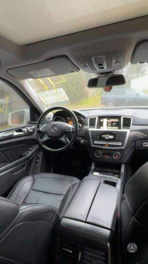 Balts Mercedes-Benz gl-550 2014 Kauņa, ar dzinēja tilpumu 4.70 L un nobraukumu 195 tūkst. km par 11500 €, foto 6 vietnē AUTOMOTO.COM.LV