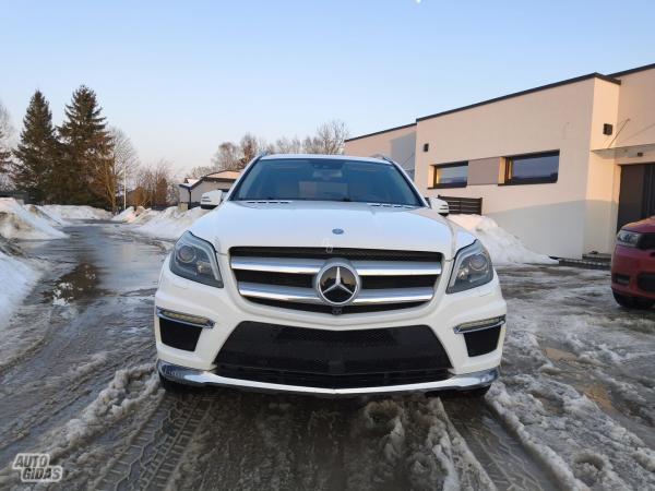 White Mercedes-Benz gl-550 2014 in Siauliai, with an engine capacity of 4.70 L and mileage of 218 thousand km for 12200 €, photo 7 on AUTOMOTO.COM.LV