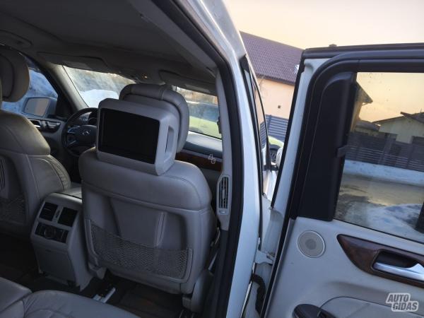 Balts Mercedes-Benz gl-550 2014 Šauļi, ar dzinēja tilpumu 4.70 L un nobraukumu 218 tūkst. km par 10950 €, foto 11 vietnē AUTOMOTO.COM.LV