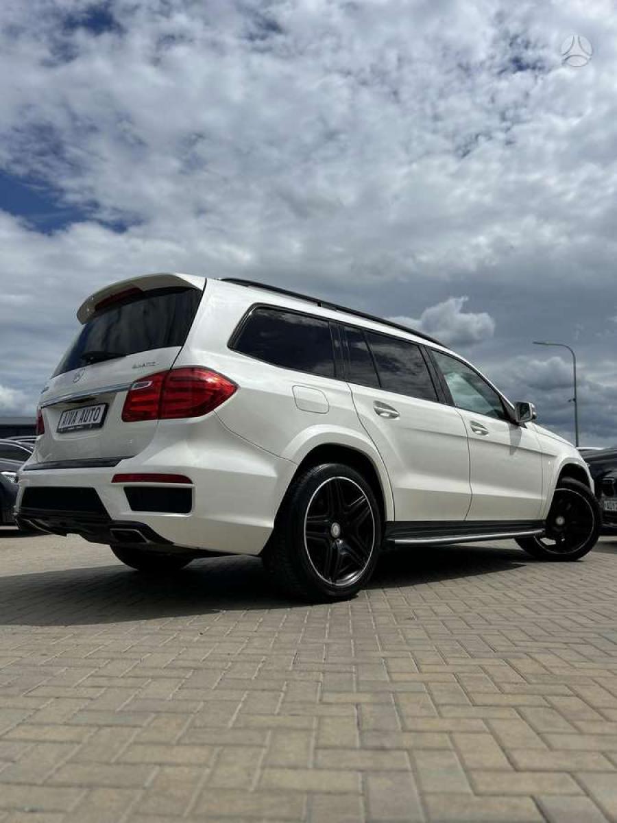 Balts Mercedes-Benz gl-550 2015 Kauņa, ar dzinēja tilpumu 4.66 L un nobraukumu 182 tūkst. km par 19999 €, foto 10 vietnē AUTOMOTO.COM.LV