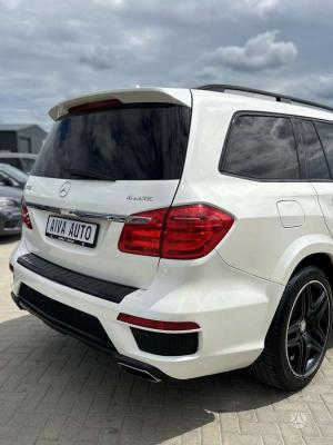 Balts Mercedes-Benz gl-550 2015 Kauņa, ar dzinēja tilpumu 4.66 L un nobraukumu 182 tūkst. km par 19999 €, foto 11 vietnē AUTOMOTO.COM.LV
