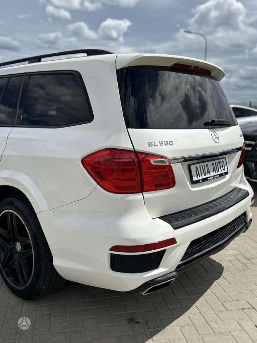 Balts Mercedes-Benz gl-550 2015 Kauņa, ar dzinēja tilpumu 4.66 L un nobraukumu 182 tūkst. km par 19999 €, foto 14 vietnē AUTOMOTO.COM.LV