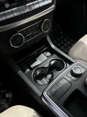 Balts Mercedes-Benz gl-550 2015 Kauņa, ar dzinēja tilpumu 4.66 L un nobraukumu 182 tūkst. km par 19999 €, foto 27 vietnē AUTOMOTO.COM.LV