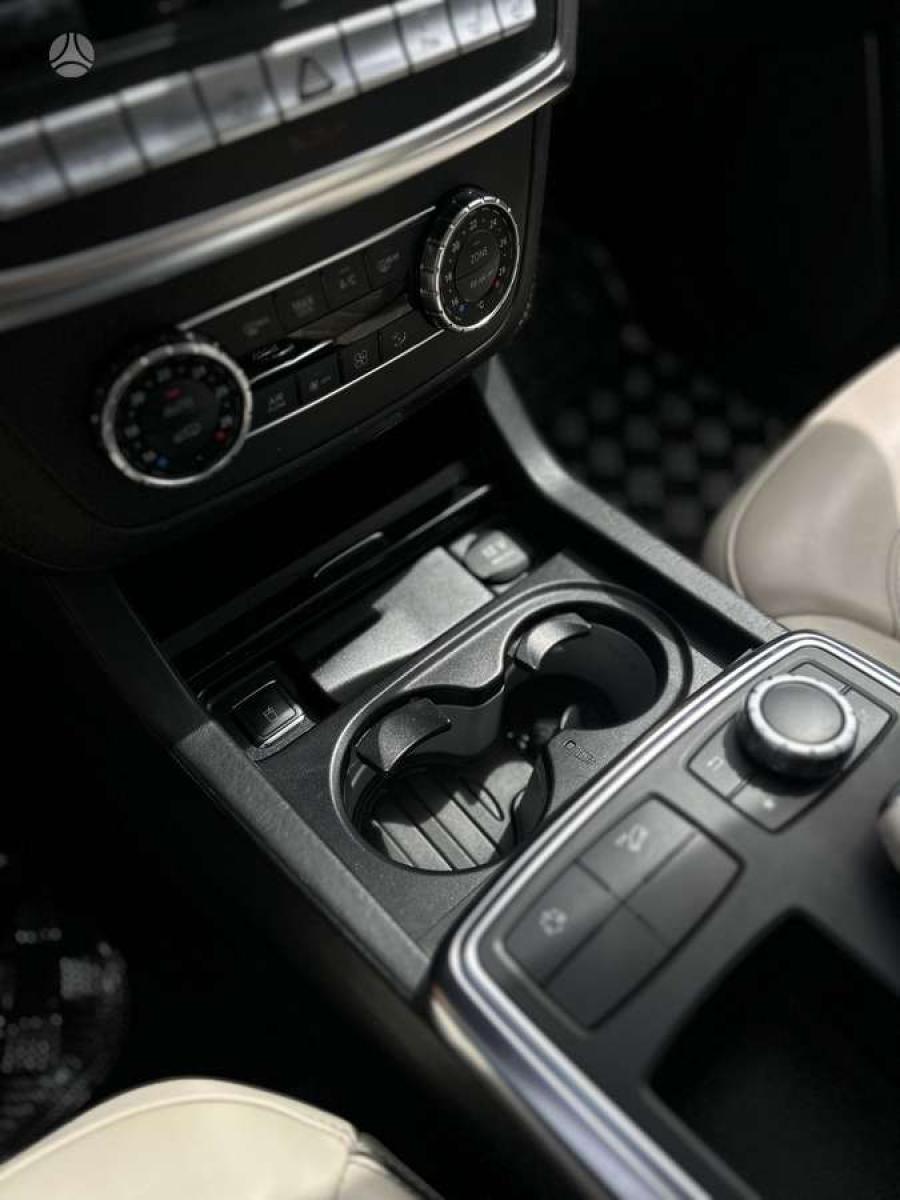 Balts Mercedes-Benz gl-550 2015 Kauņa, ar dzinēja tilpumu 4.66 L un nobraukumu 182 tūkst. km par 19999 €, foto 27 vietnē AUTOMOTO.COM.LV