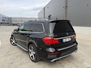 Melns Mercedes-Benz gl-63-amg 2013 Kauņa, ar dzinēja tilpumu 5.50 L un nobraukumu 318 tūkst. km par 19900 €, foto 6 vietnē AUTOMOTO.COM.LV