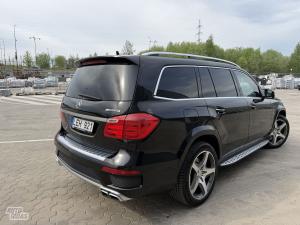 Melns Mercedes-Benz gl-63-amg 2013 Kauņa, ar dzinēja tilpumu 5.50 L un nobraukumu 318 tūkst. km par 19900 €, foto 8 vietnē AUTOMOTO.COM.LV