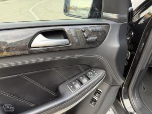 Melns Mercedes-Benz gl-63-amg 2013 Kauņa, ar dzinēja tilpumu 5.50 L un nobraukumu 318 tūkst. km par 19900 €, foto 13 vietnē AUTOMOTO.COM.LV