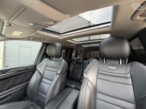 Melns Mercedes-Benz gl-63-amg 2013 Kauņa, ar dzinēja tilpumu 5.50 L un nobraukumu 318 tūkst. km par 19900 €, foto 17 vietnē AUTOMOTO.COM.LV